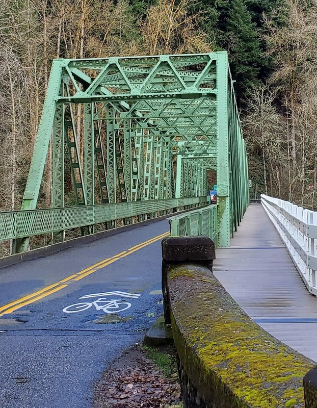 Sandy River Bridge - Clio
